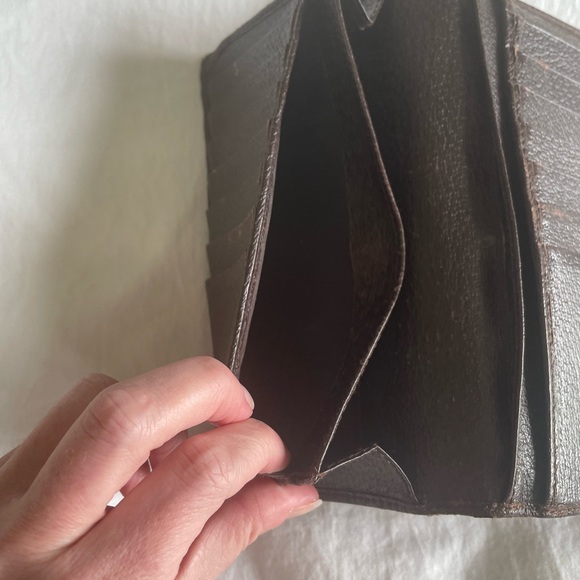Gucci | Bags | Gucci Long Wallet With Snap Closure Lays Flat | Poshmark